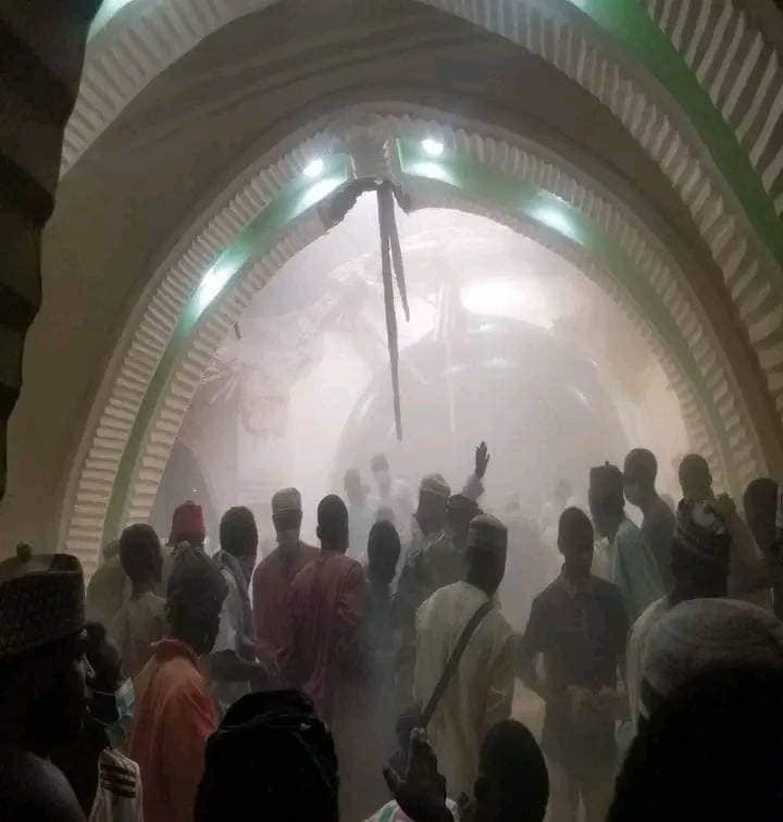BREAKING: Worshippers Killed As Zaria Central Mosque Collapses During ...